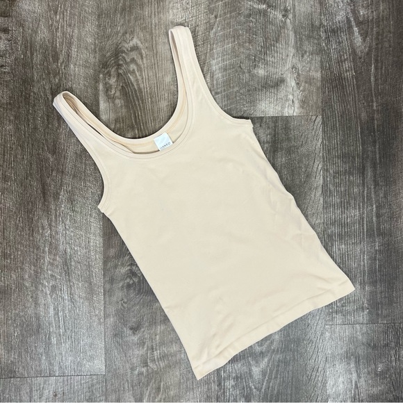 Hanro | Tops | Hanro Nude Cream Touch Feeling Tank | Poshmark